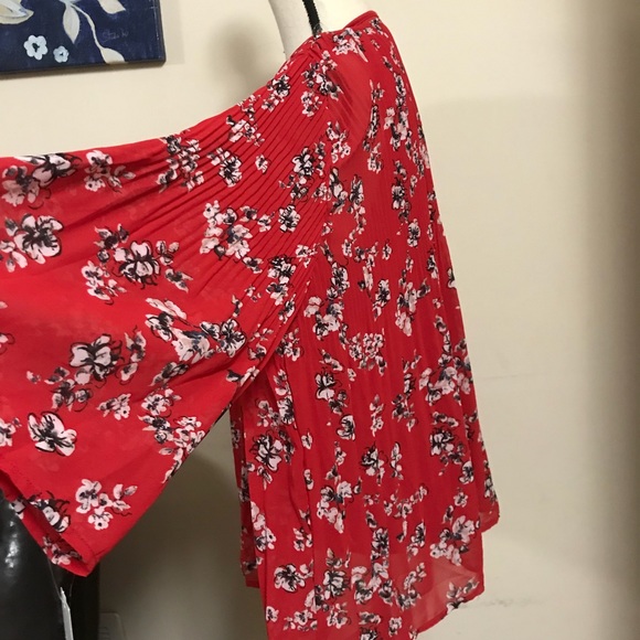 Simply Emma | Tops | Simply Emma Red Floral Chiffon Top | Poshmark